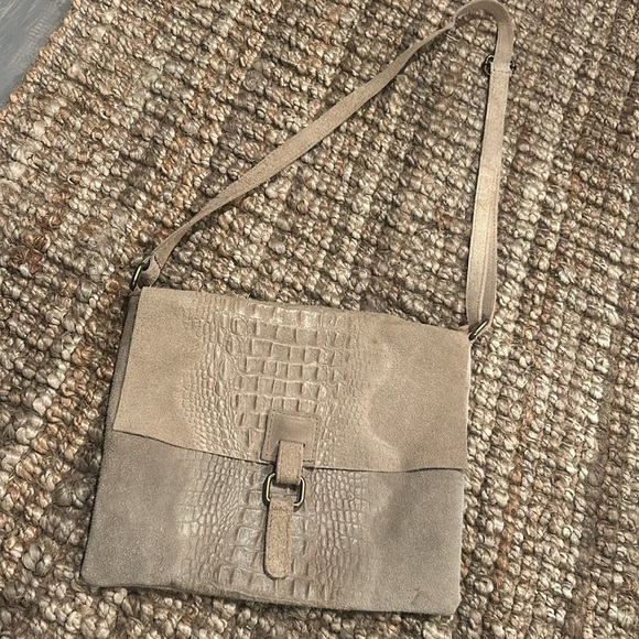 Gianni Conti | Bags | Massimo Contti Suede Leather Large Messenger ...
